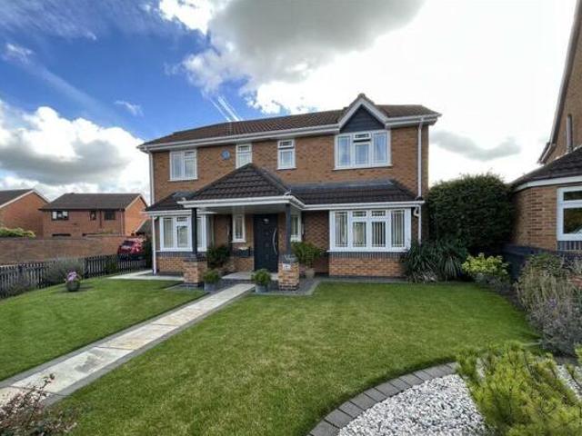 4 Bedroom Detached House For Sale In Whetstone