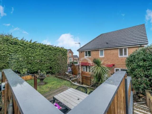 4 bedroom detached house for sale in Whinney Brow, Bradford, BD10