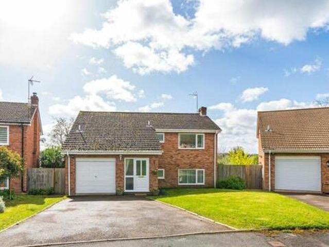 4 Bedroom Detached House For Sale In Whitbourne, Worcester
