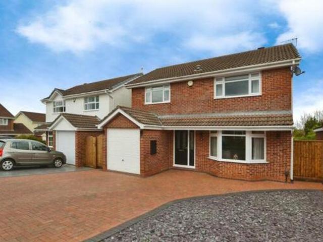 4 Bedroom Detached House For Sale In Whitchurch