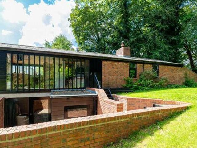 4 Bedroom Detached House For Sale In Whitchurch, Aylesbury
