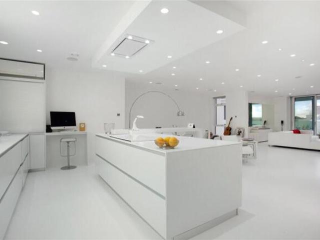 4 bedroom detached house for sale in Whitecliff Road, Poole, Dorset, BH14