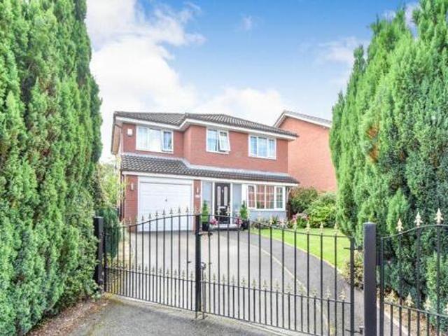 4 Bedroom Detached House For Sale In Whitefield
