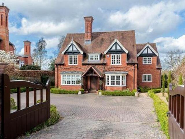 4 Bedroom Detached House For Sale In Whitegate