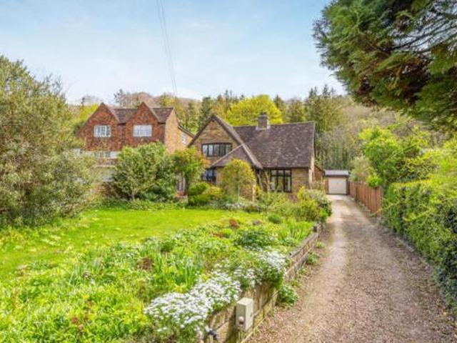 4 Bedroom Detached House For Sale In Whiteleaf, Princes Risborough