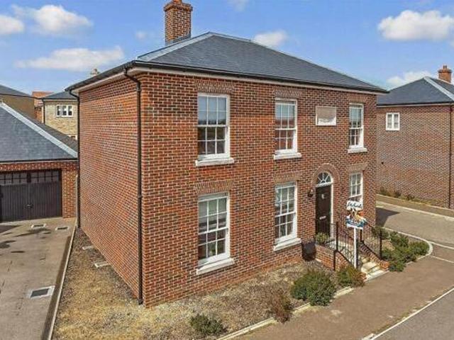 4 Bedroom Detached House For Sale In Whitfield, Dover