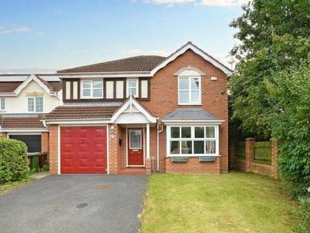 4 Bedroom Detached House For Sale In Whitwood, Castleford