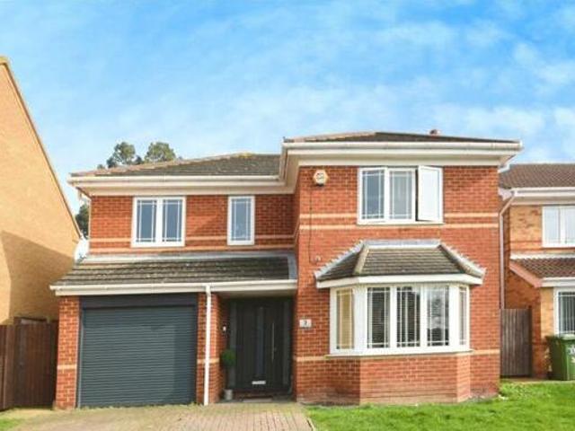 4 Bedroom Detached House For Sale In Wickford, Essex