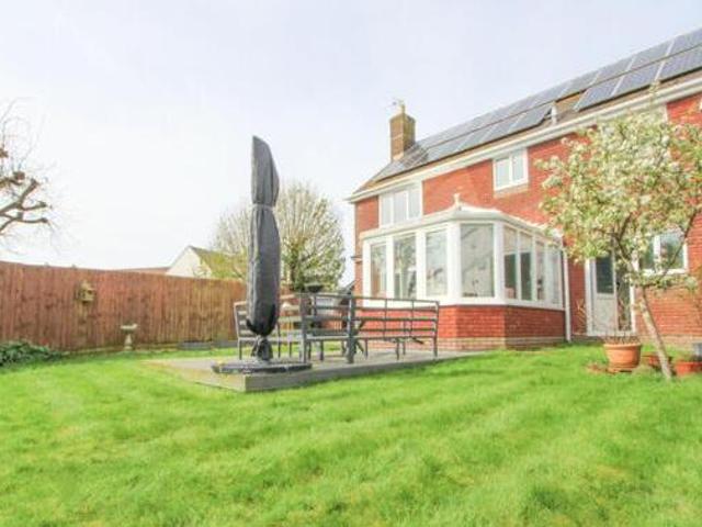 4 Bedroom Detached House For Sale In Wickwar