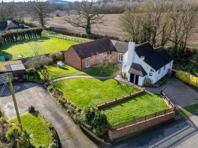 4 Bedroom Detached House For Sale In Wichenford, Worcestershire