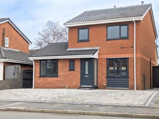 4 Bedroom Detached House For Sale In Wigan, Lancashire