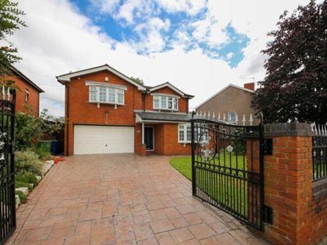 4 Bedroom Detached House For Sale In Wigan, Lancashire