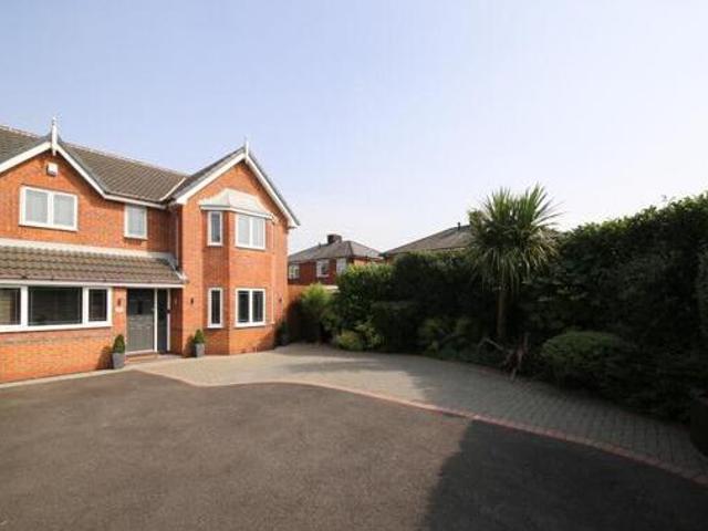 4 Bedroom Detached House For Sale In Wigan, Lancashire