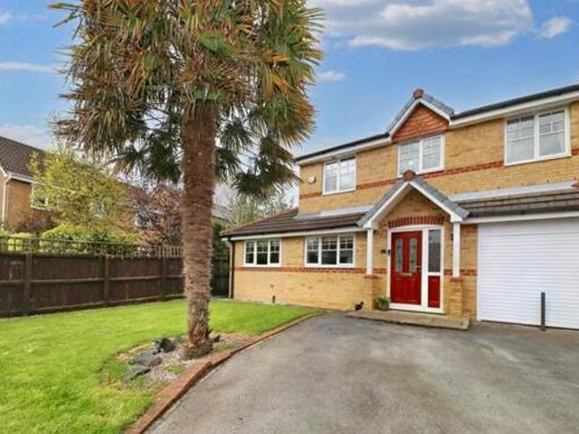 4 Bedroom Detached House For Sale In Wigan, Lancashire