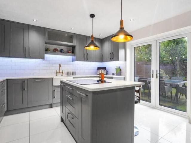4 bedroom detached house for sale in Wike Ridge Avenue, Leeds, LS17