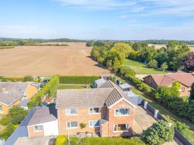 4 Bedroom Detached House For Sale In Willoughby