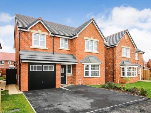 4 bedroom detached house for sale in Willow Close Great Eccleston PR3 PR3