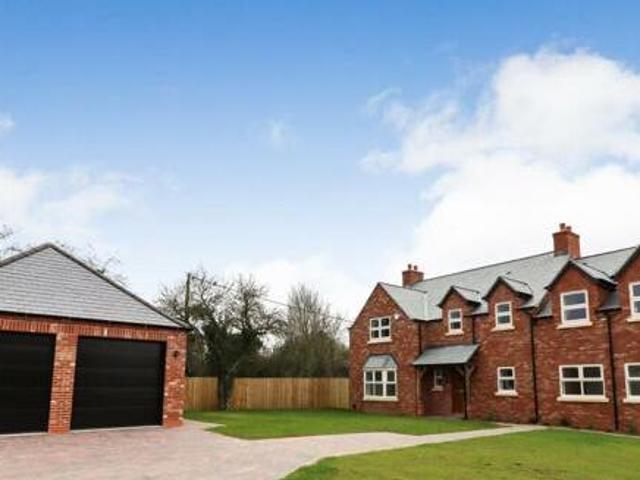 4 Bedroom Detached House For Sale In Willow Close