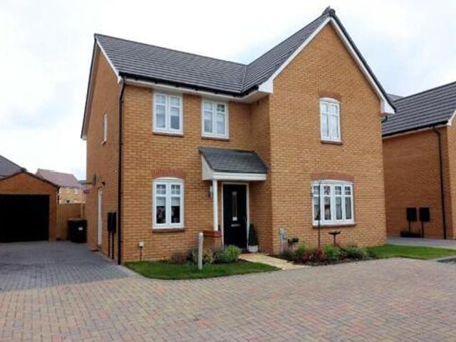 4 Bedroom Detached House For Sale In Willow Grove, Wixams