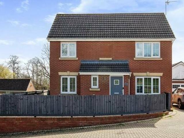 4 bedroom detached house for sale in Willowbrook Gardens Cardiff CF3