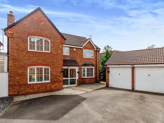 4 Bedroom Detached House For Sale In Willenhall