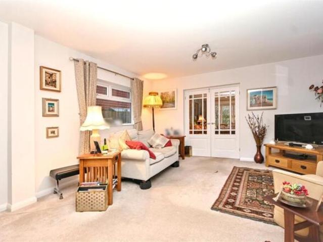 4 bedroom detached house for sale in Willingdon Park Drive, Eastbourne, BN22