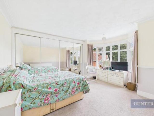 4 bedroom detached house for sale in Willis Road, Southampton, SO16