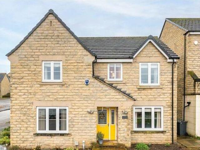 4 Bedroom Detached House For Sale In Wilsden, Bradford