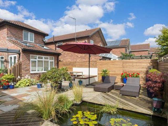 4 bedroom detached house for sale in Wilstrop Farm Road Copmanthorpe YO23