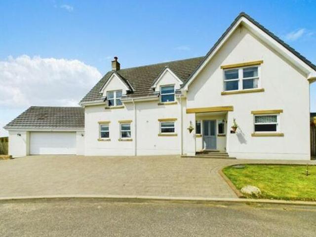 4 Bedroom Detached House For Sale In Wilton
