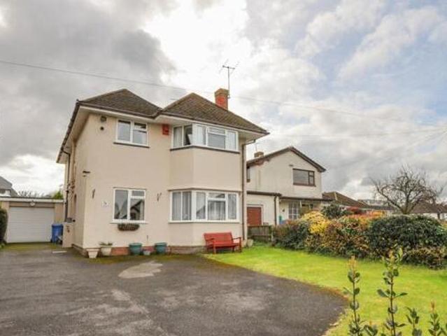 4 Bedroom Detached House For Sale In Wimborne