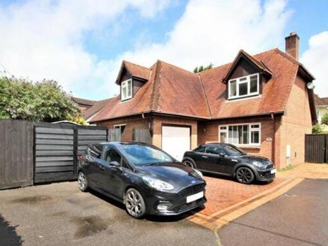 4 Bedroom Detached House For Sale In Wimborne, Dorset