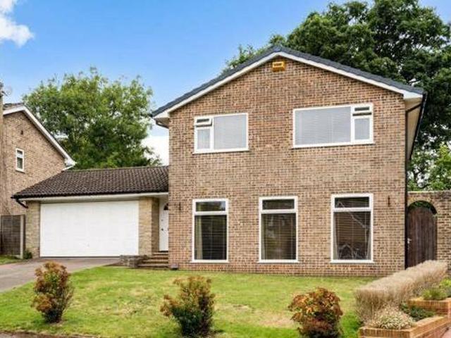 4 Bedroom Detached House For Sale In Wimborne, Dorset