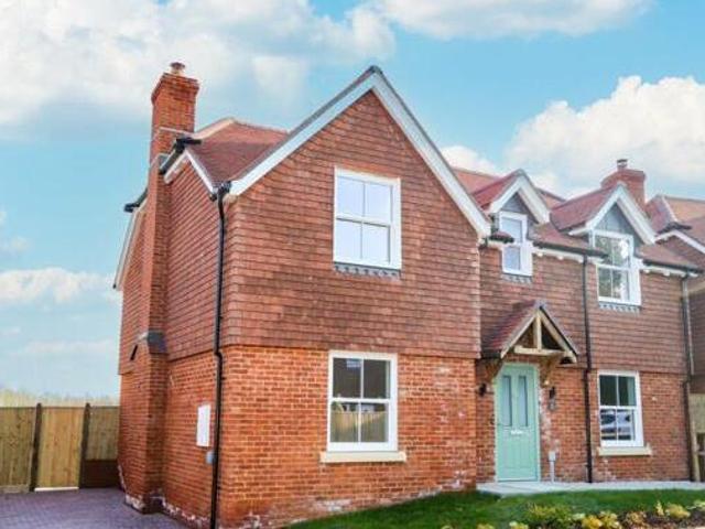 4 Bedroom Detached House For Sale In Windmill Hill