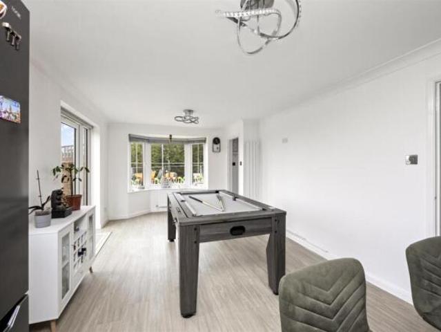 4 bedroom detached house for sale in Windmill View, Patcham, Brighton, BN1