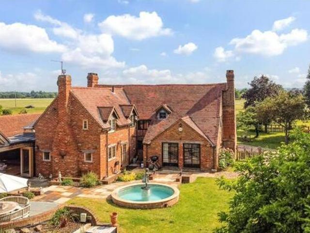 4 Bedroom Detached House For Sale In Windsor