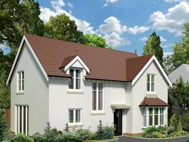 4 bedroom detached house for sale in Winkworth Road Banstead Surrey SM7