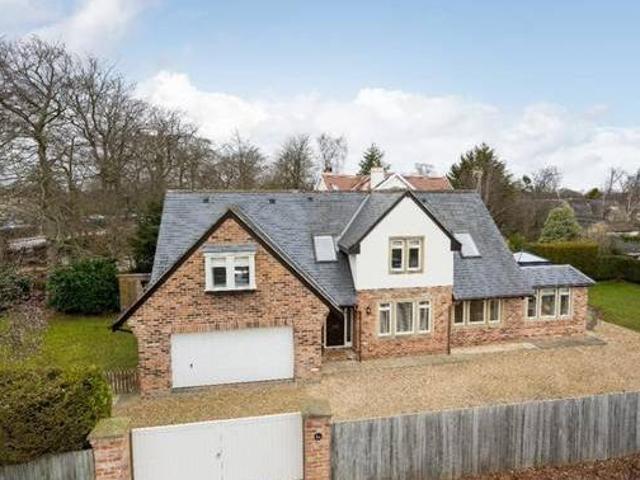 4 bedroom detached house for sale in Winifreds Road Harrogate HG2
