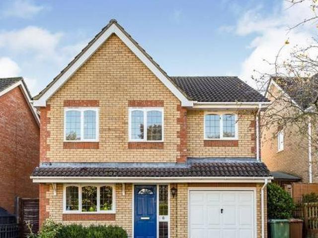4 bedroom detached house for sale in Winton Chase Andover SP10
