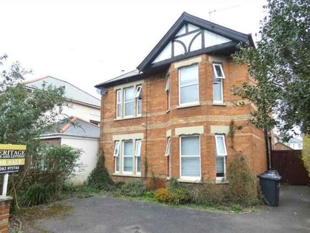 4 Bedroom Detached House For Sale In Winton