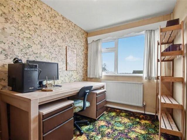 4 bedroom detached house for sale in Winterburn Road, Worcester, Worcestershire, WR2