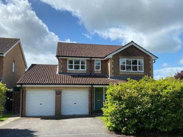 4 Bedroom Detached House For Sale In Winterslow