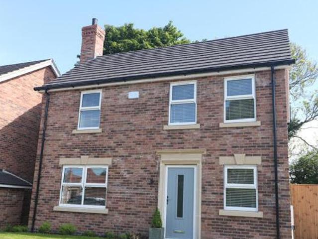 4 Bedroom Detached House For Sale In Winterton, North Lincolnshire