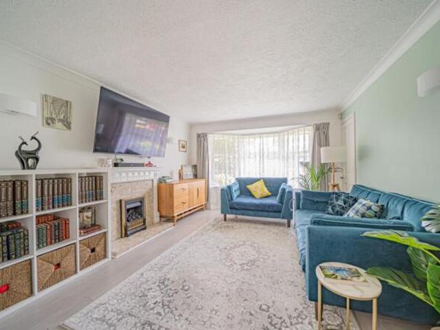 4 bedroom detached house for sale in Winthorpe Drive, Solihull, B91
