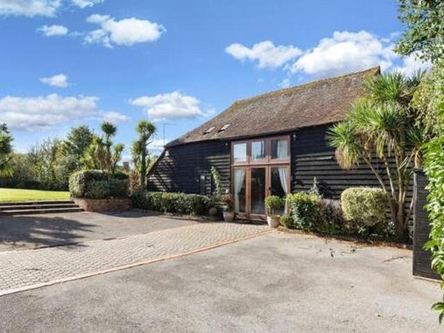 4 Bedroom Detached House For Sale In Wisborough Green