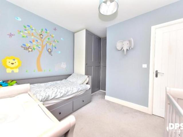 4 bedroom detached house for sale in Wise Crescent, Morley, Leeds, LS27