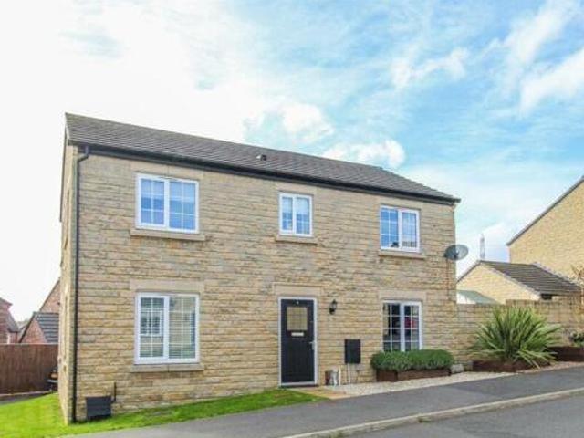 4 Bedroom Detached House For Sale In Wrenthorpe