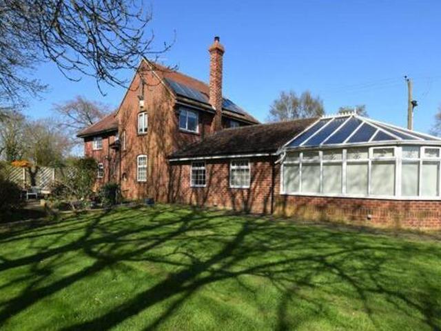 4 Bedroom Detached House For Sale In Wyton
