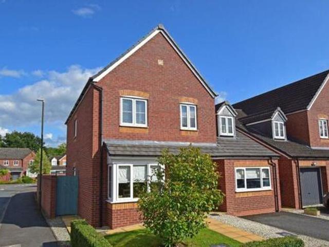 4 Bedroom Detached House For Sale In Wychbold, Worcestershire