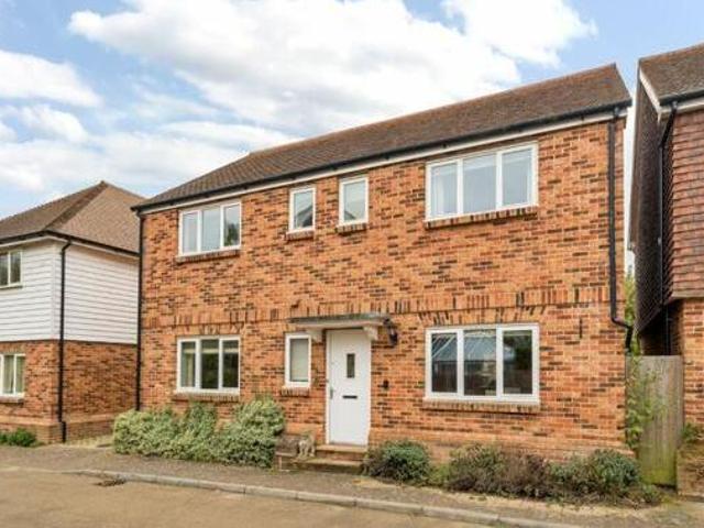 4 Bedroom Detached House For Sale In Wye, Ashford
